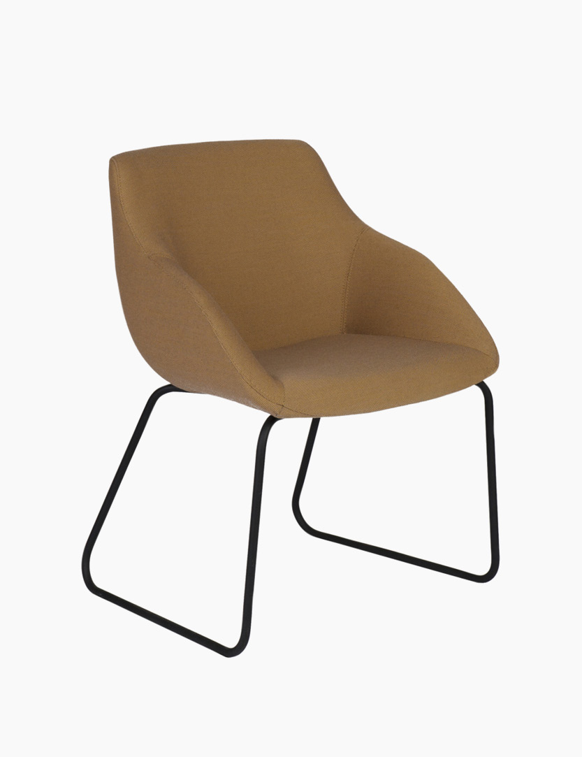 Blue | soft seating fauteuil uit de Palau collectie van Casala