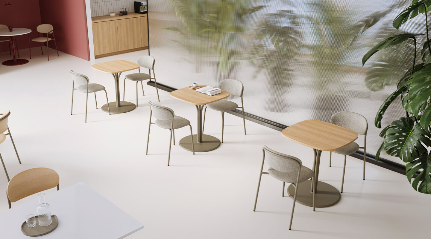 Senna table | Casala table programme, matching chair and barstool